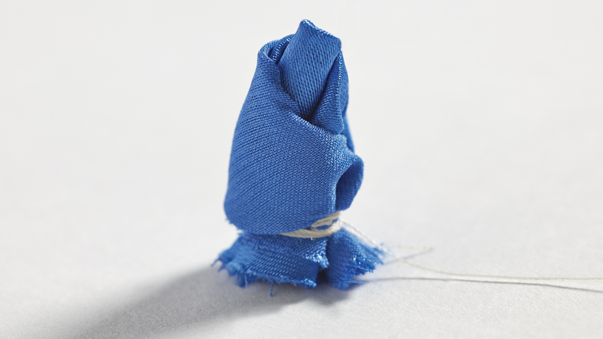 How to Sew Delicate Rosebud Buttons - Threads