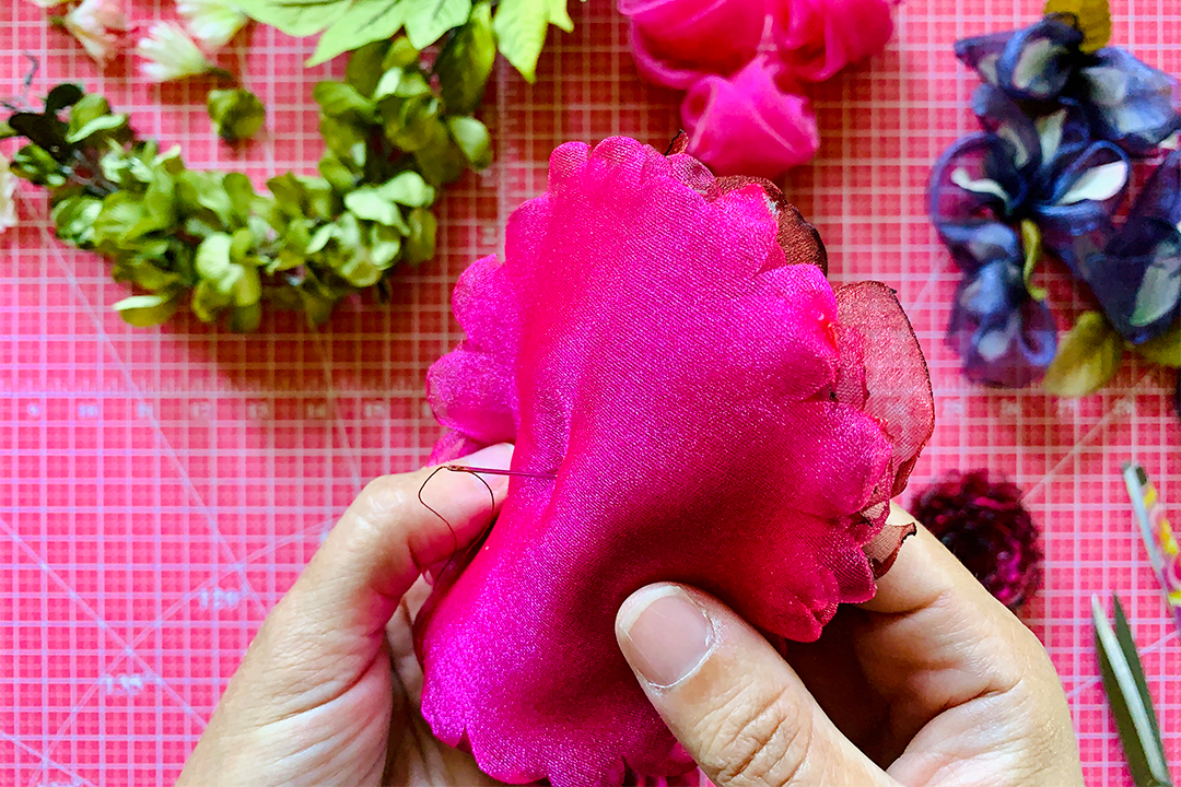 Learn to Sew Fabric Flowers - Threads