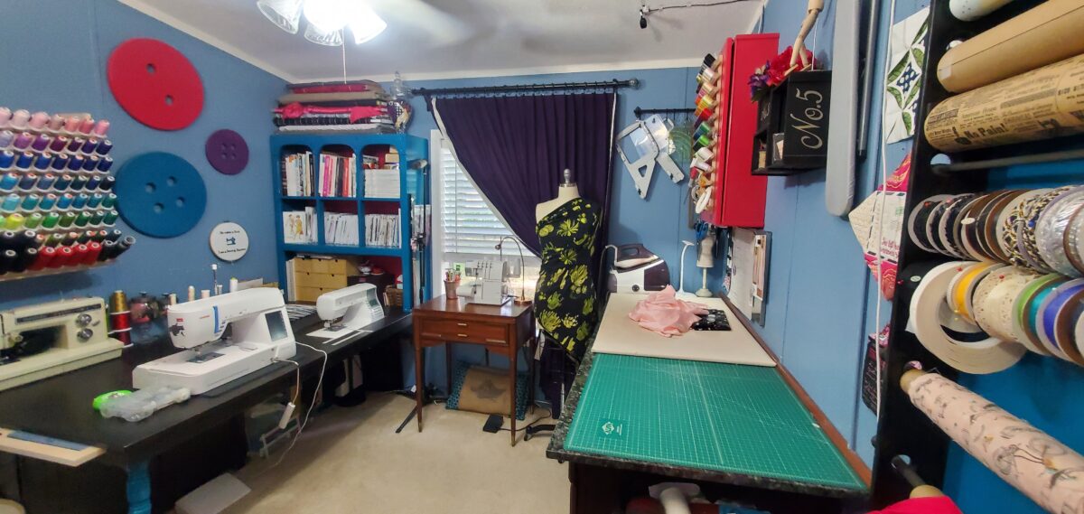 Organizational Inspiration from Roxie's Sewing Room - Threads