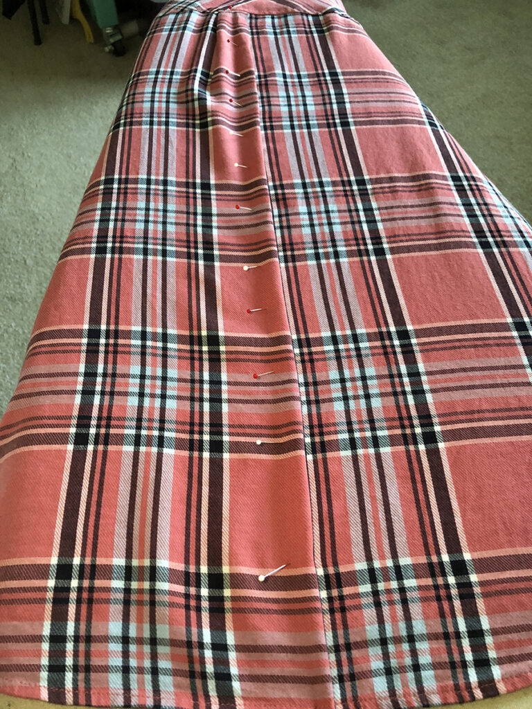 Reduce Fullness in Tailored Shirts - Threads