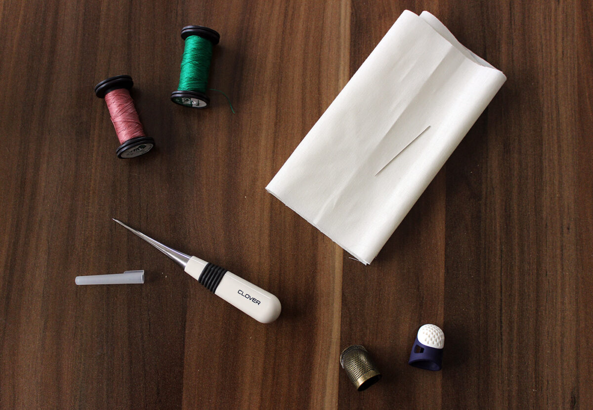 Hand Basting Technique 101 - Threads